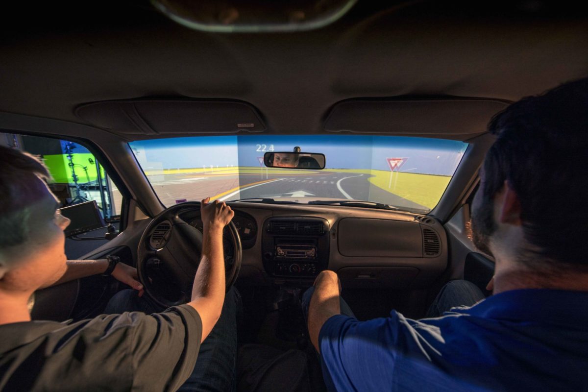 Missouri S&T – News and Events – Students use a driving simulator to ...
