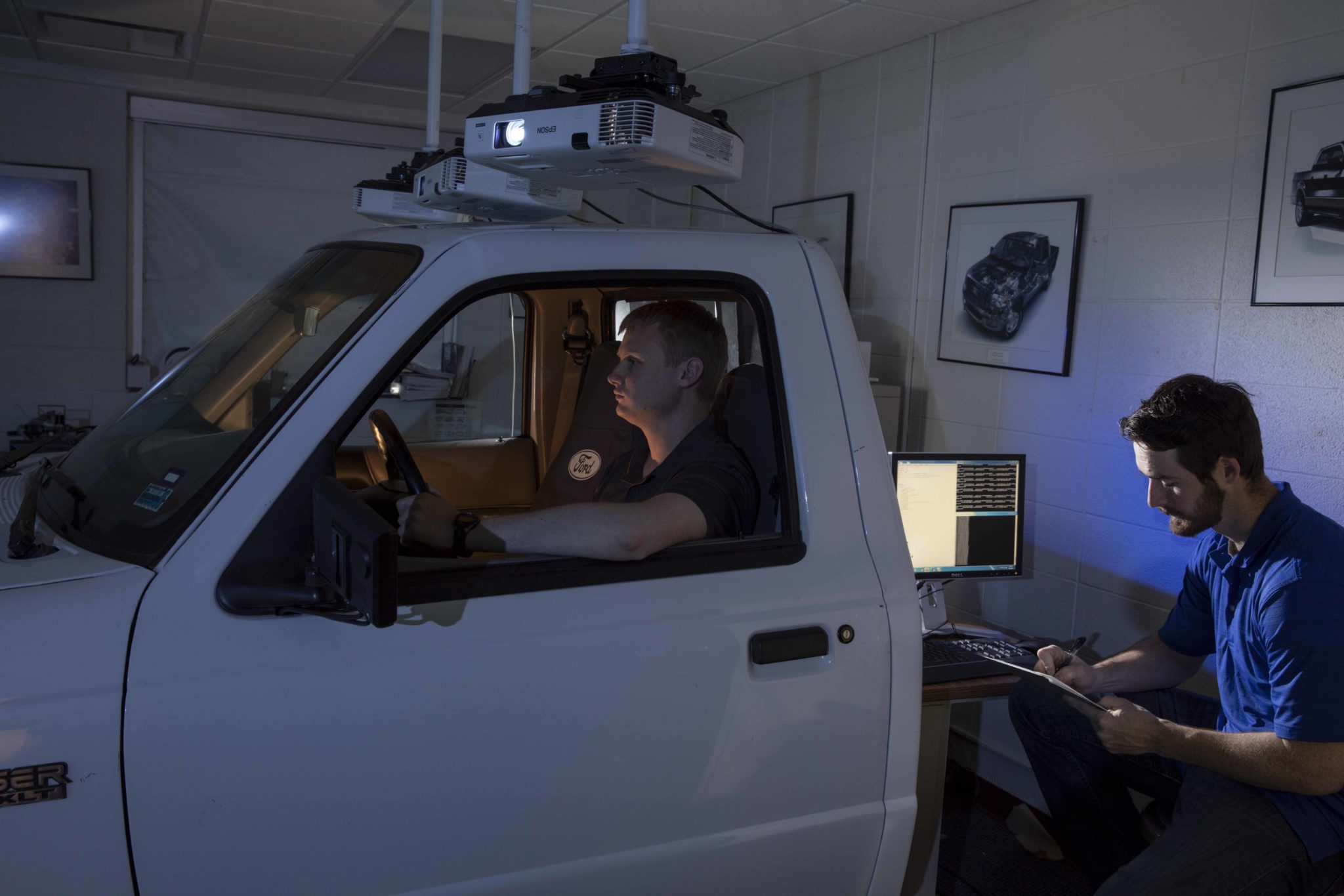 Missouri S&T – News and Events – Students use a driving simulator to ...