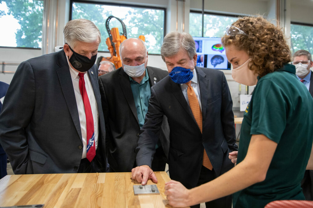 Missouri S&T – News and Events – Missouri S&T research symposium ...