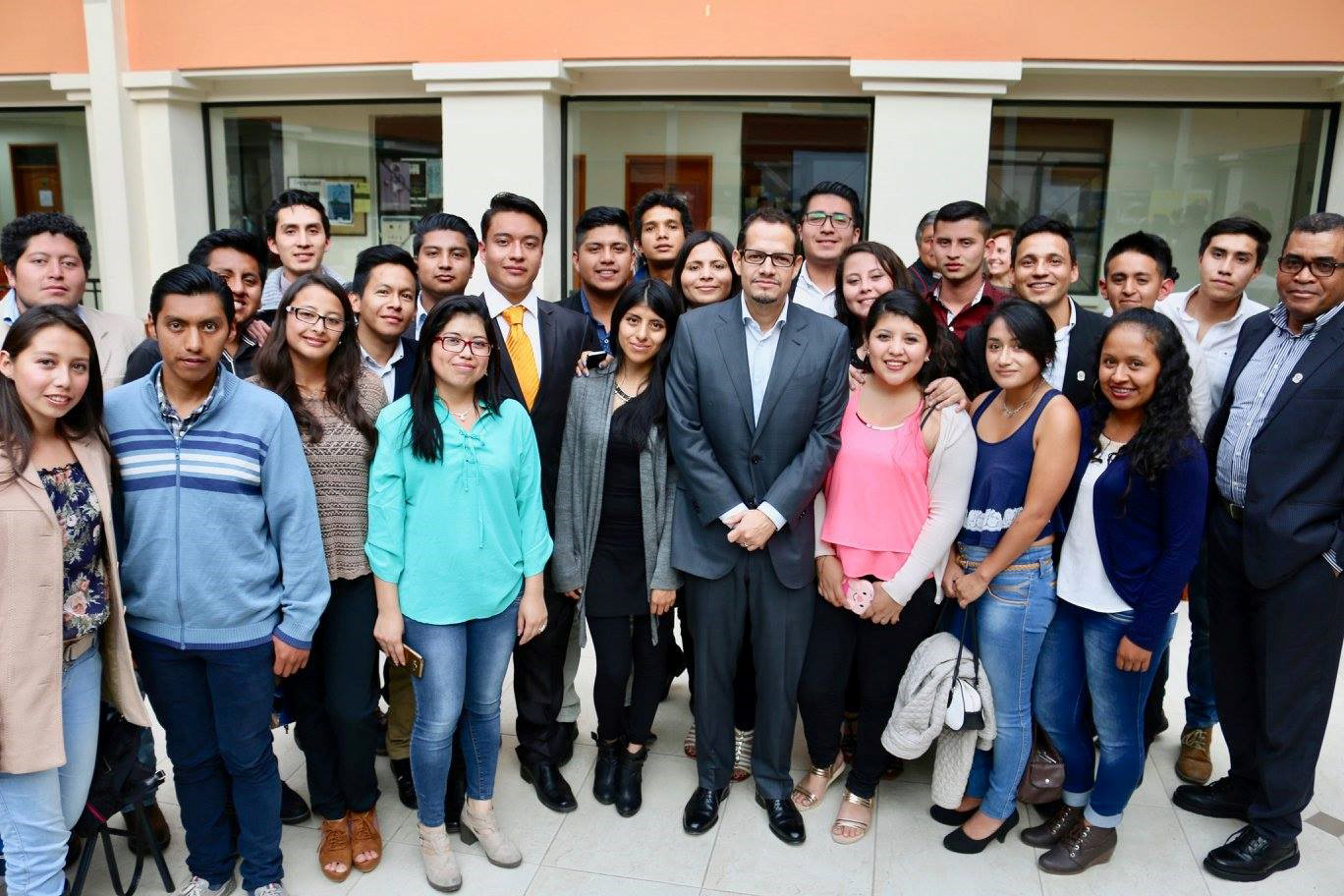 Missouri S&T – News and Events – Mining students in Ecuador