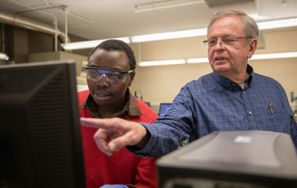 Missouri S&T – News and Events – S&T chemist earns patent for flexible ...