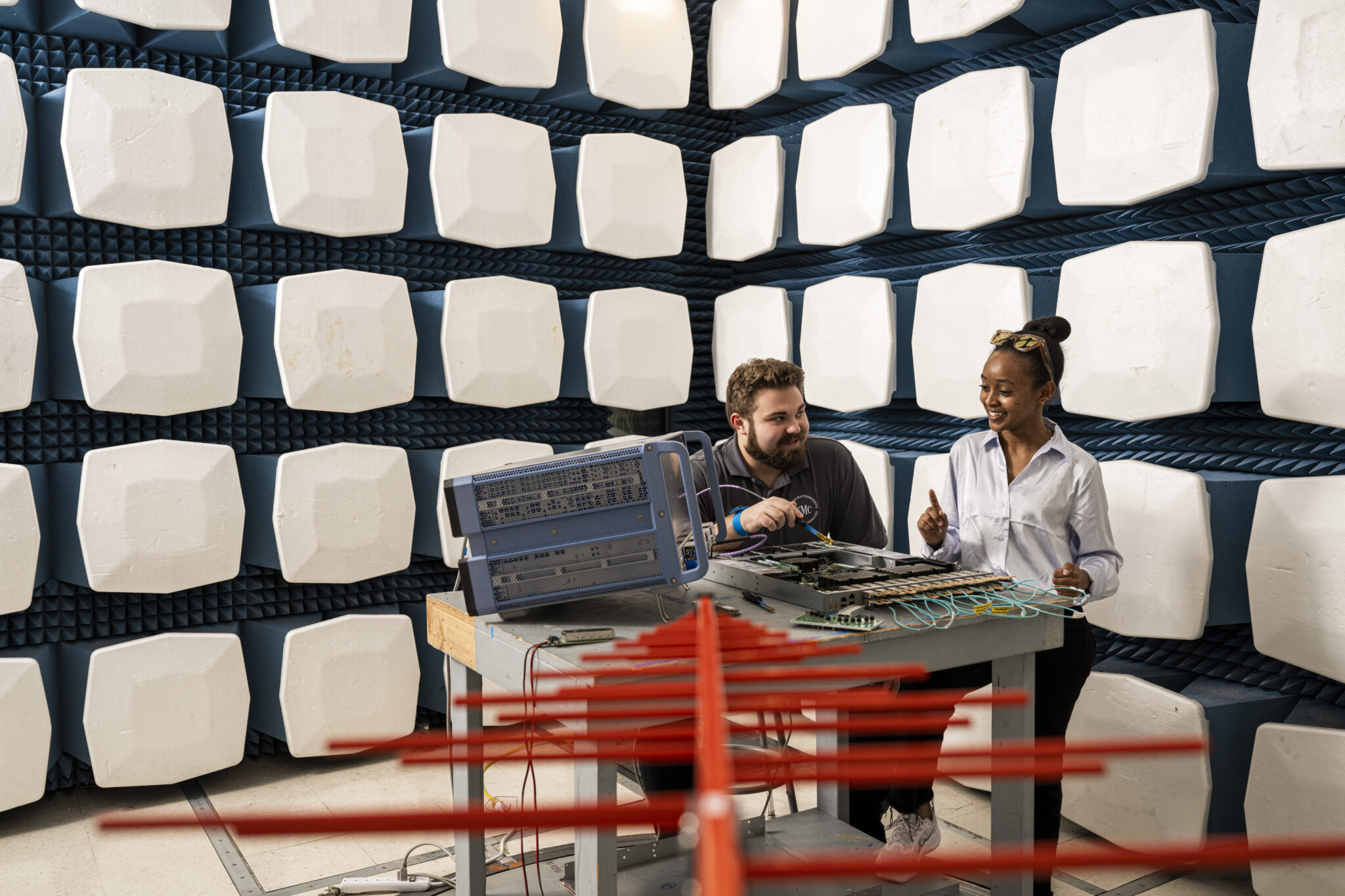 Missouri S&T – News and Events – S&T lab partners with top electronics companies, military ...